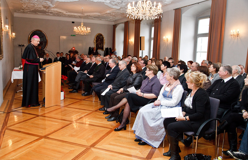 Ehrenzeichen der Diözese für verdiente Persönlichkeiten