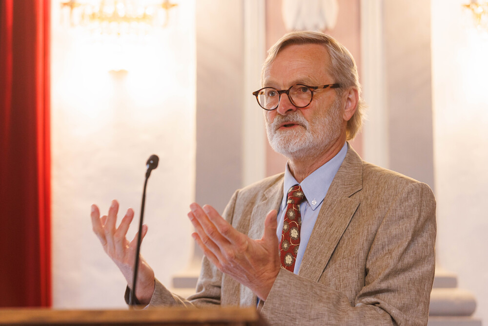 Symposion zu kirchlichen Strukturfragen